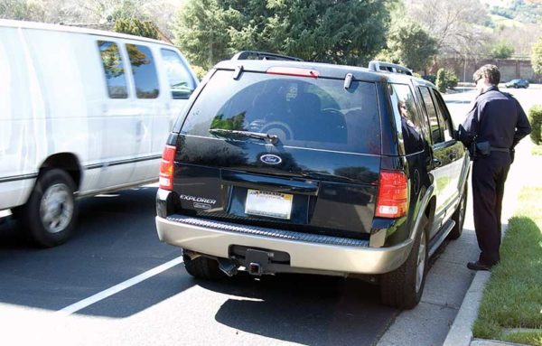 CARS AND CRASHES | Traffic Stops: Drive Side Or Ride Side? - American Cop