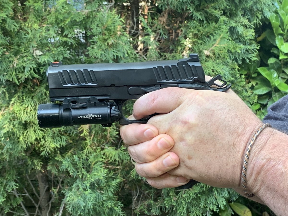 Working the Thumb Safety for new 1911/2011 Shooters - American Cop