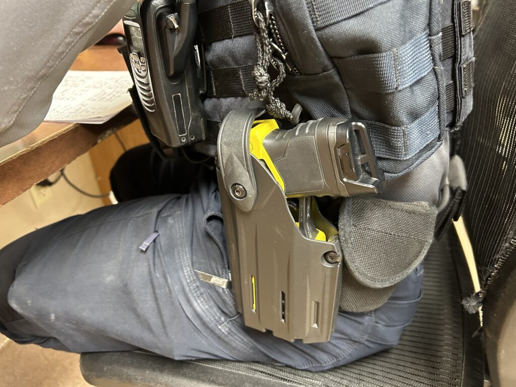 Taser Weapon Confusion - American Cop