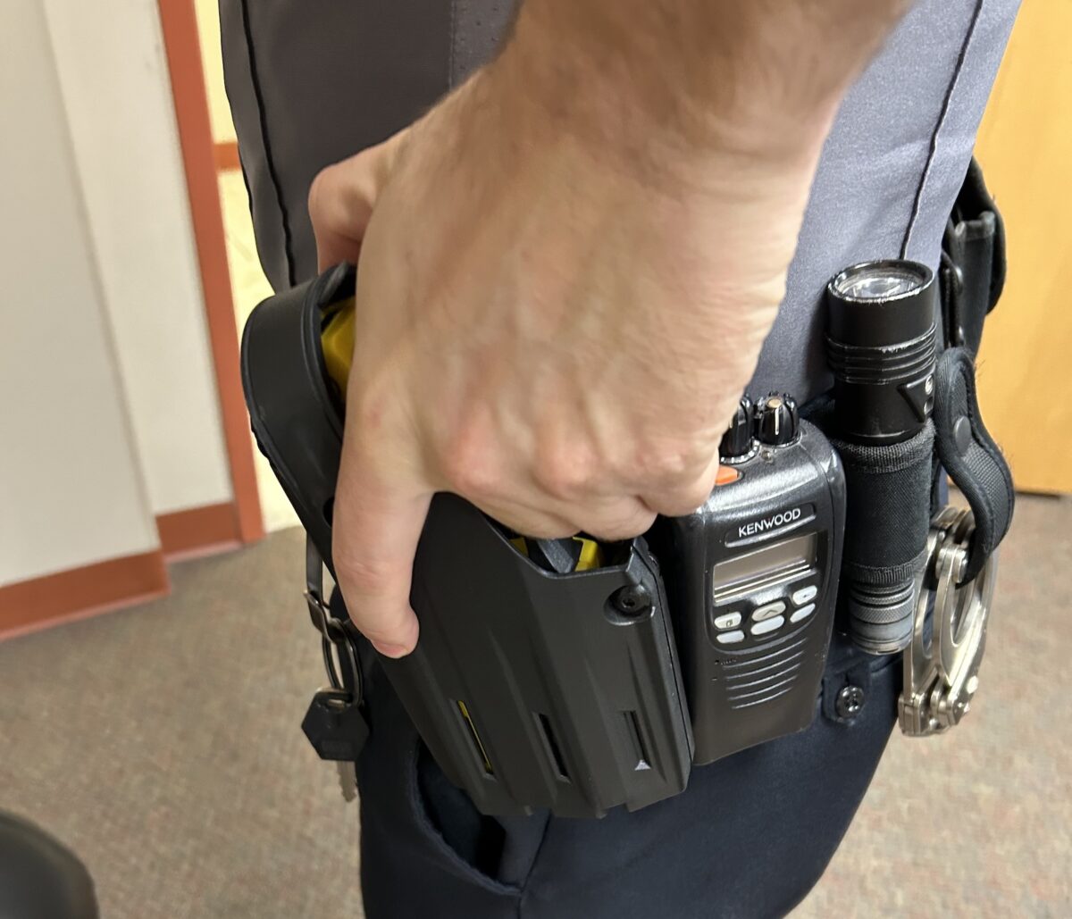 Taser Weapon Confusion - American Cop