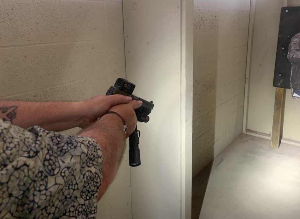 From One To The Next — Some Handheld Light Techniques - American Cop