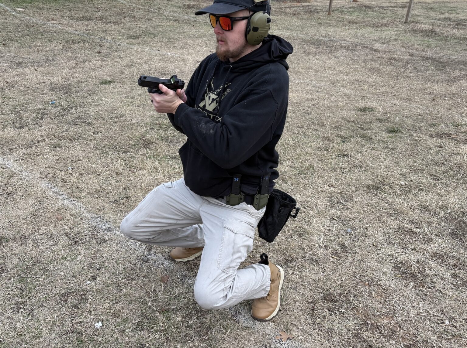 Kneeling - One Knee or Two - American Cop